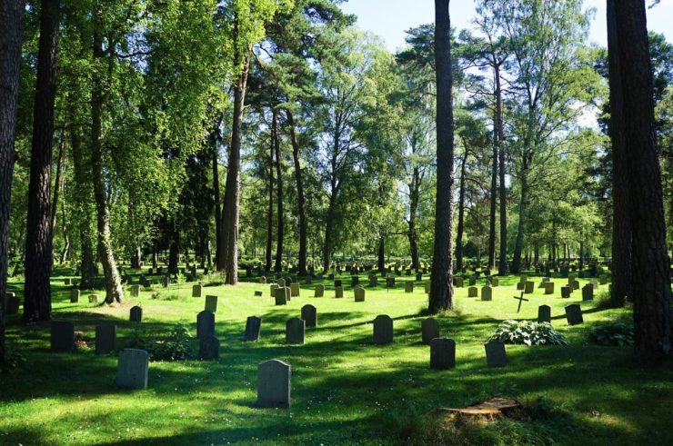 10 of the World's Most Beautiful Cemeteries Worth Visiting