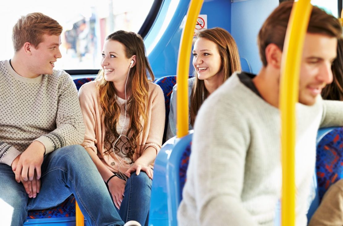 6 Easy Ways to Pass Time on Public Transportation